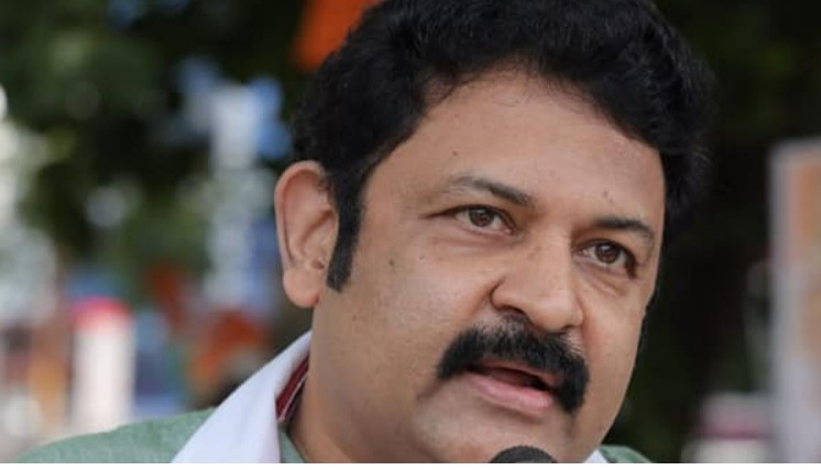 നടൻ കൃഷ്ണകുമാര്‍ ബിജെപി വിടുന്നു !രാജസേനന്‍, ഭീമന്‍ രഘു, രാമസിംഹന് ...